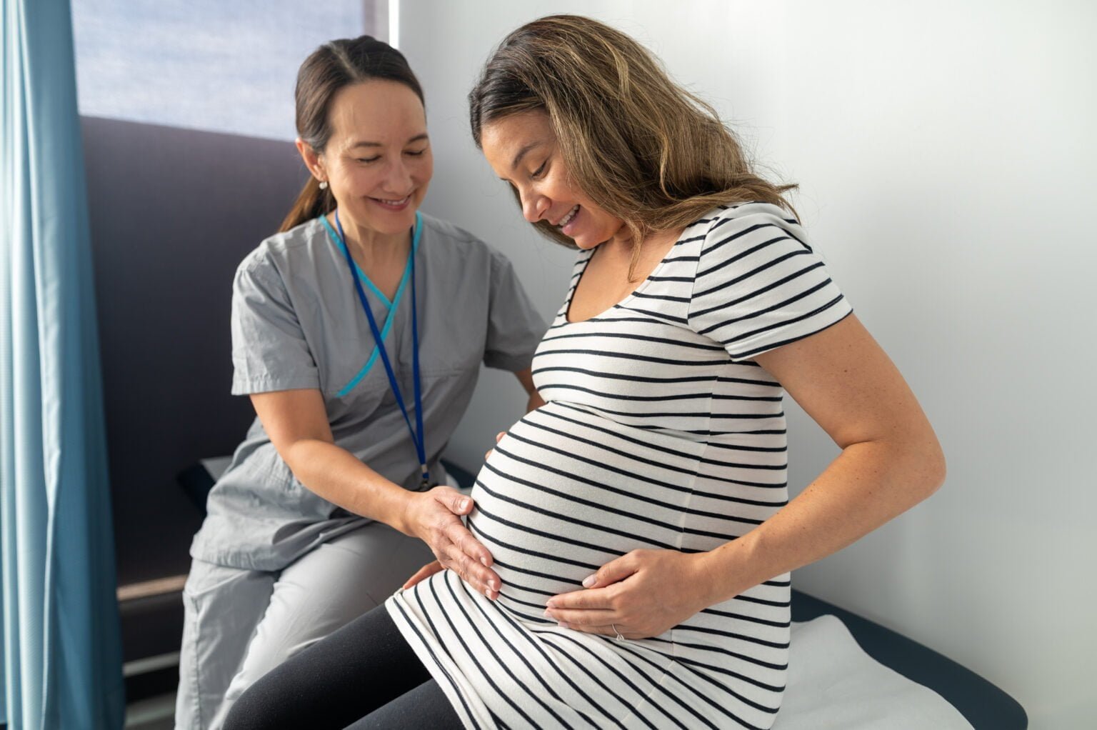 How to Become a Midwife Without a Nursing Degree